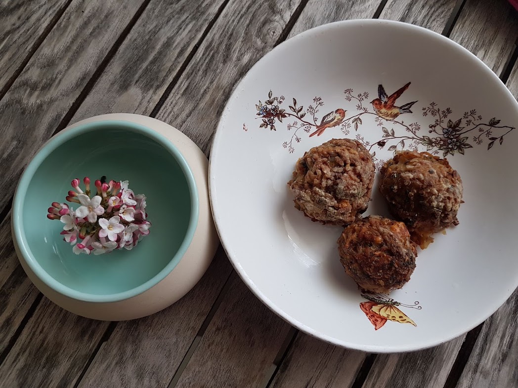 Boulettes de riz au four, et sa sauce tomate - Ça a Leyre bon