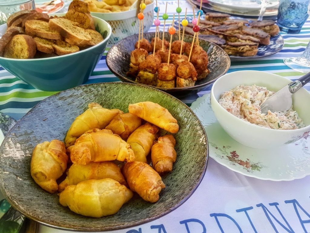 Croissants fourrés à la béchamel et au thon - Ça a Leyre bon
