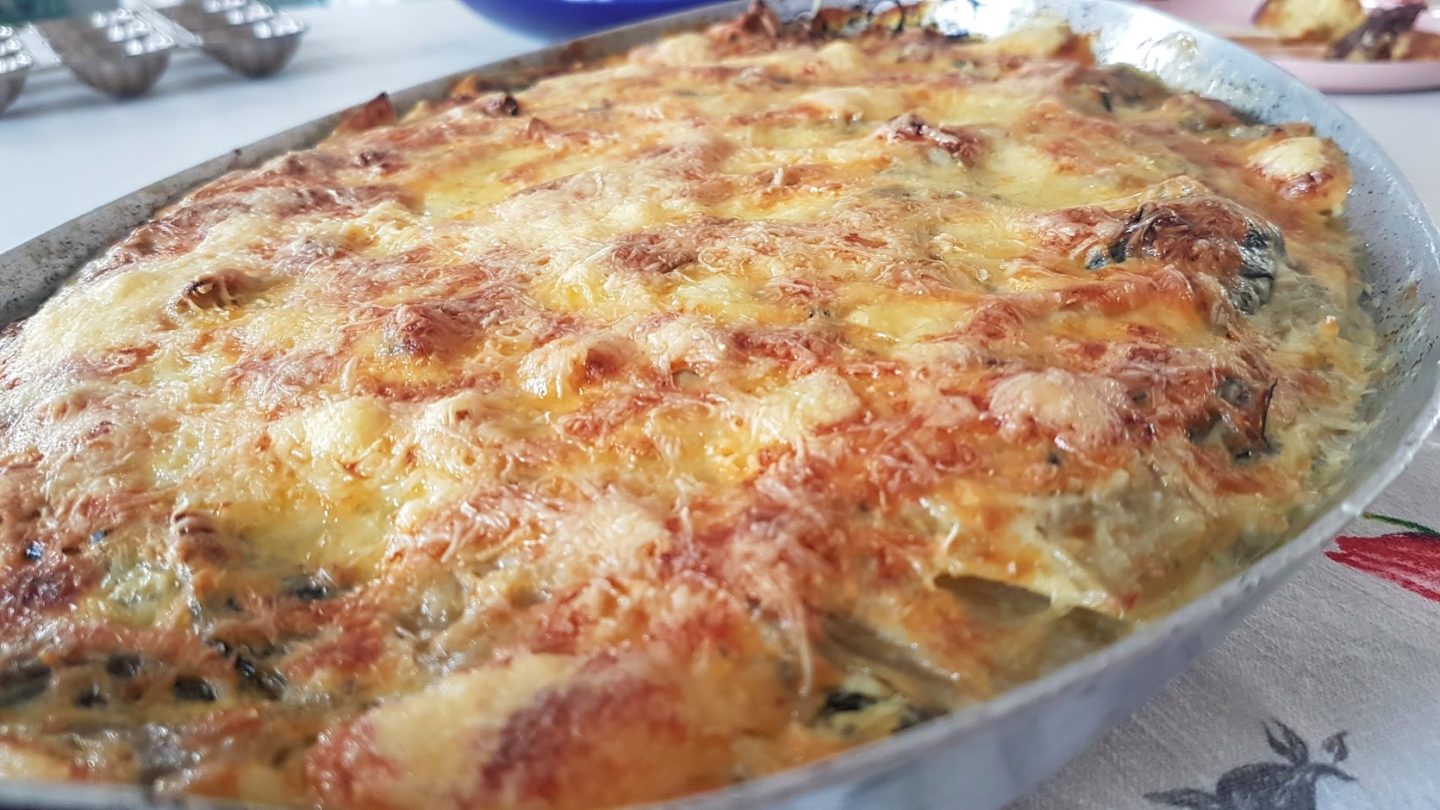 Gratin de blettes, bettes poirée à carde, béchamel maître d'hôtel - Ça ...