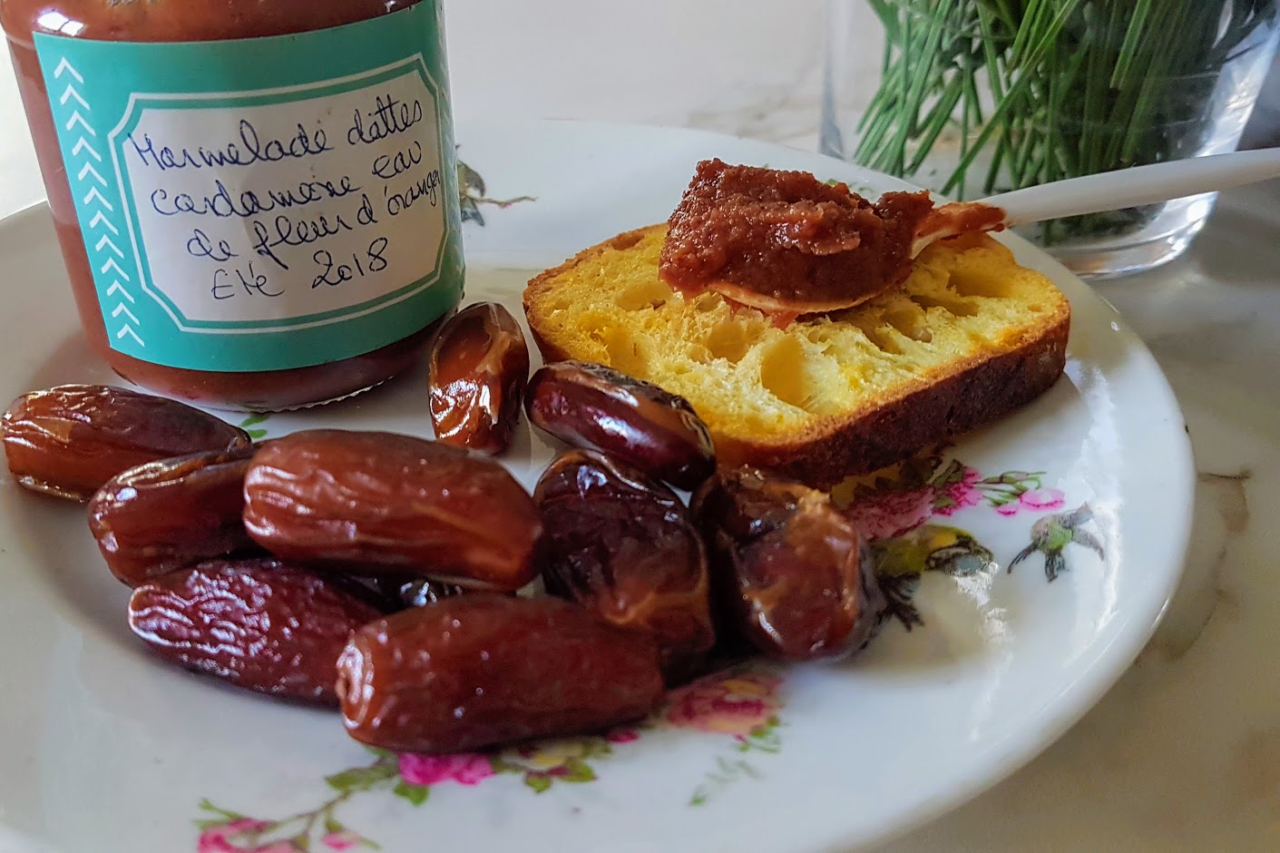 Confiture de dattes à la cardamome et à l'eau de fleur d'oranger - Ça a ...